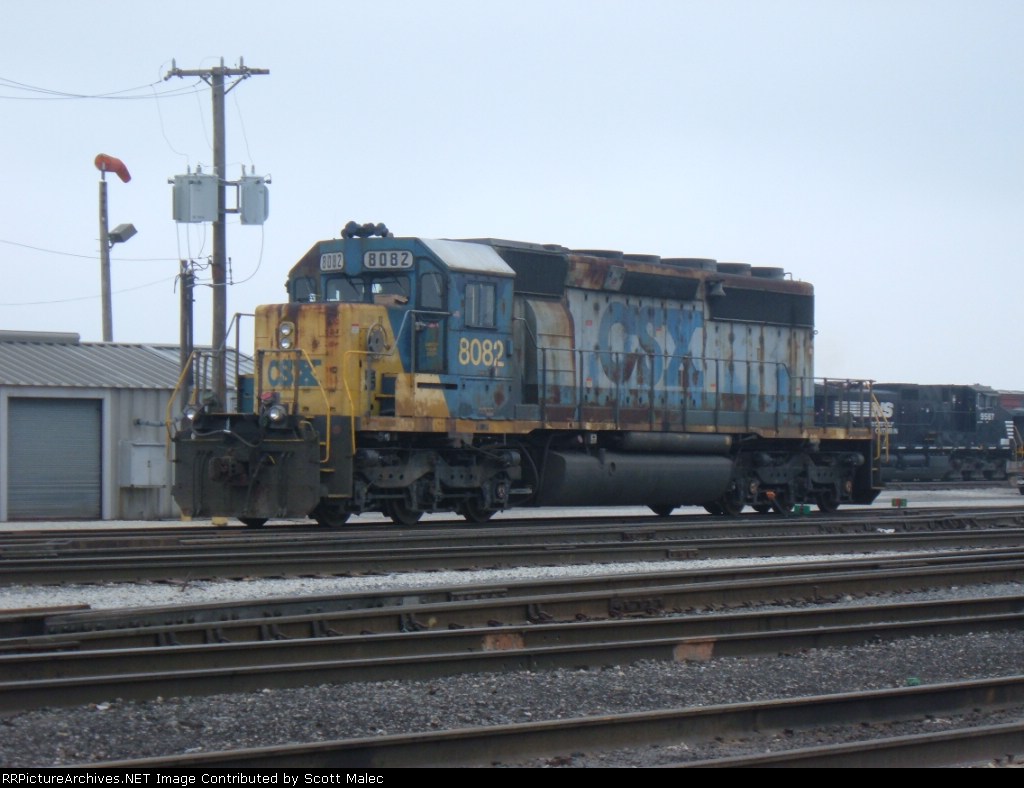 CSX 8082